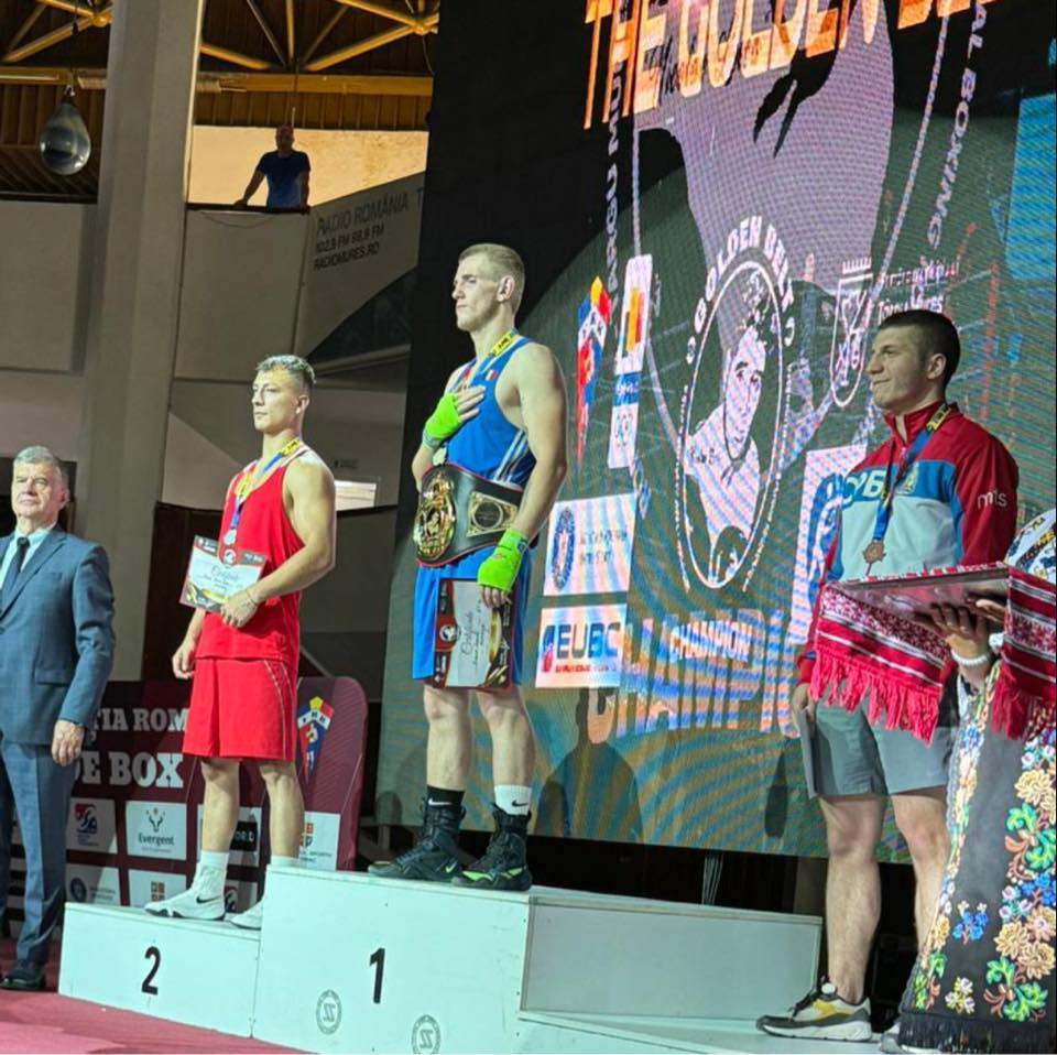 BOX: Samuel Roman, câștigătorul „Centurii de Aur – Nicolae Linca” – TV ...