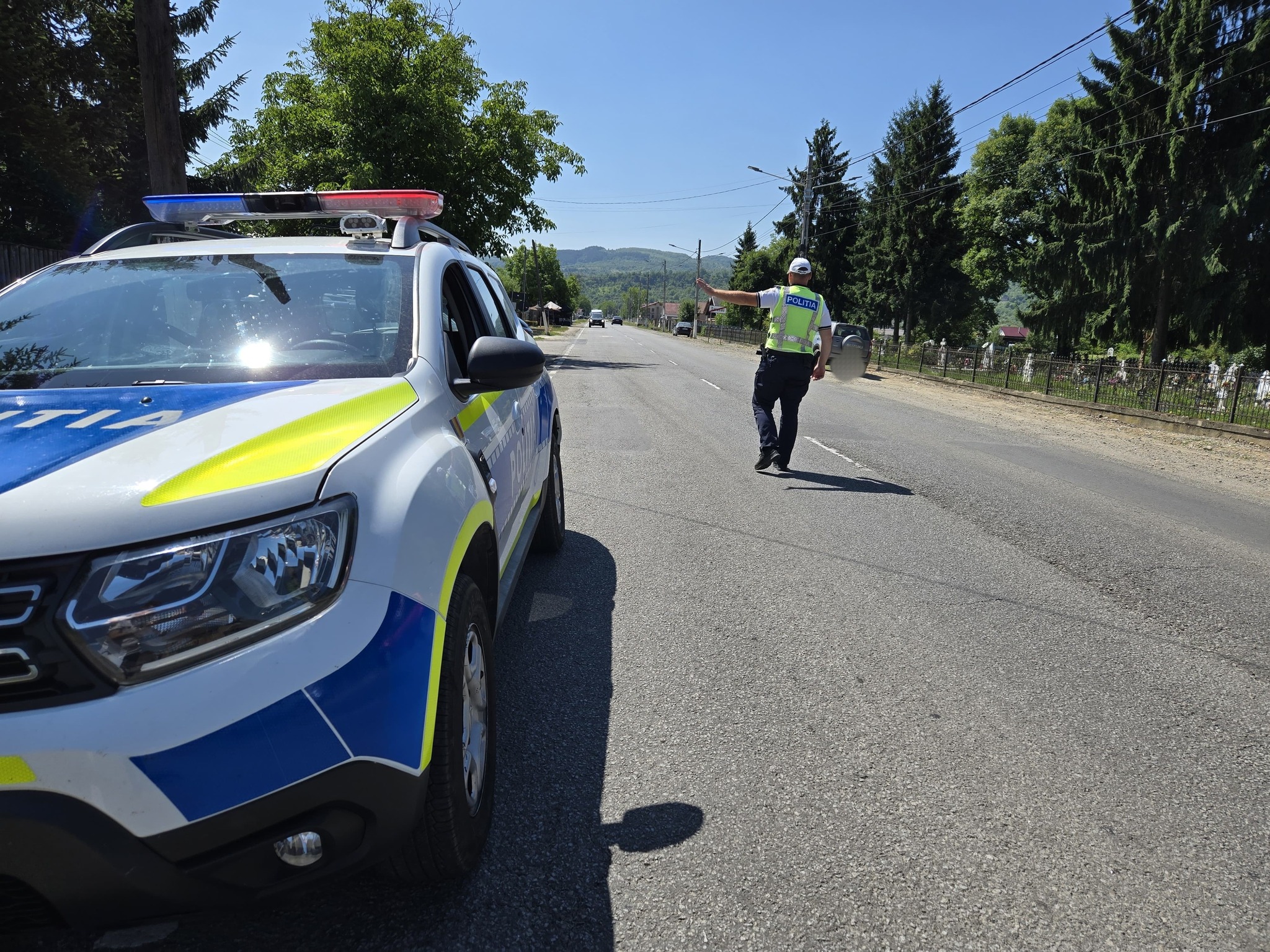VIDEO: Tânăr din Sighetu Marmației identificat în trafic de polițiști deși avea permisul de ...